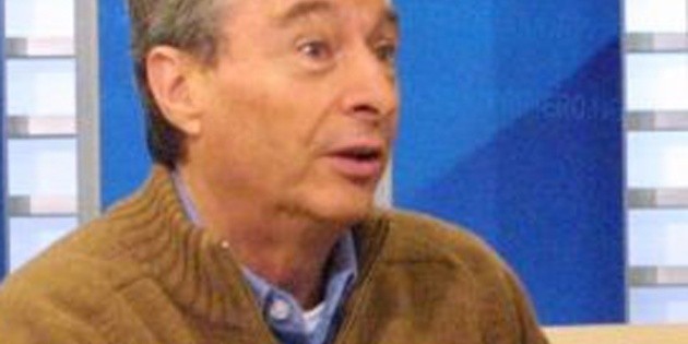 Pospone César Costa estreno en teatro del musical 'El suéter' | El ...