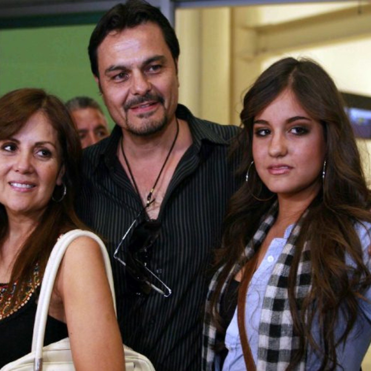 Ximena Navarrete Reaparece En Boda De Su Hermana Tras