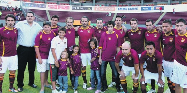 ''Cheto'' Leaño se despide de las canchas | El Informador