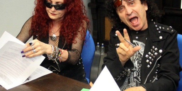 Alex Lora regresa con firma que lo lanzó en sus inicios | El Informador