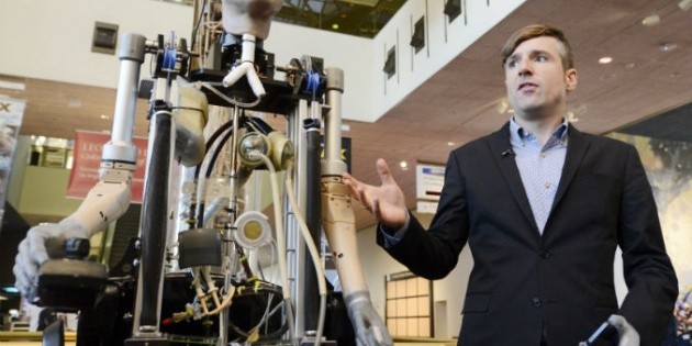 El 'hombre biónico' es presentado en el Smithsonian | El Informador