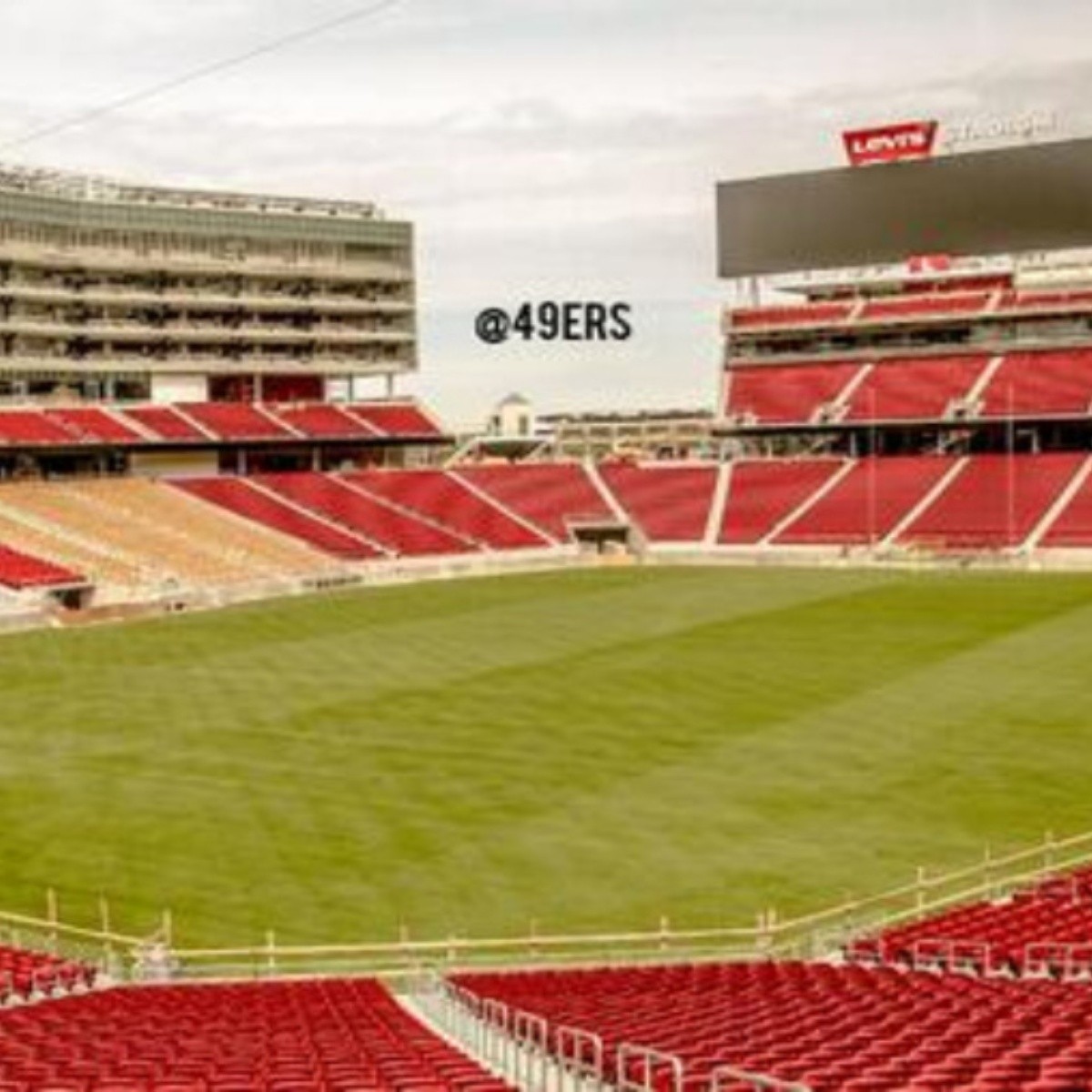 Construcción Del Estadio Levis