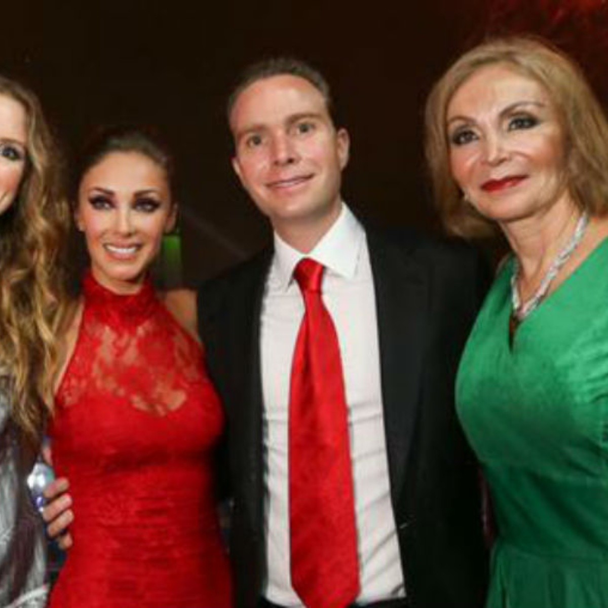 Anahi Et Manuel Velasco Coello