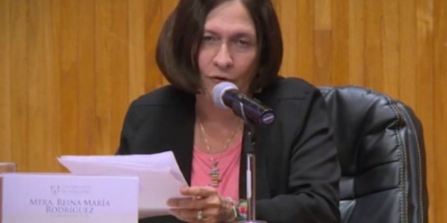 Reina María Rodríguez: la costura de la poesía y el recuerdo | El ...