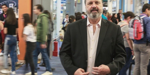 Roberto Gómez Junco, un gol a las letras | El Informador