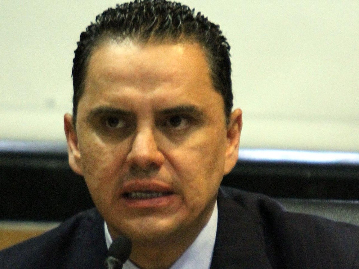 Roberto Sandoval's Instagram, Twitter & Facebook on IDCrawl