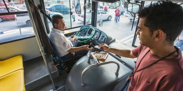 Camioneros rechazan transvales sin comprobar si son falsos | El Informador