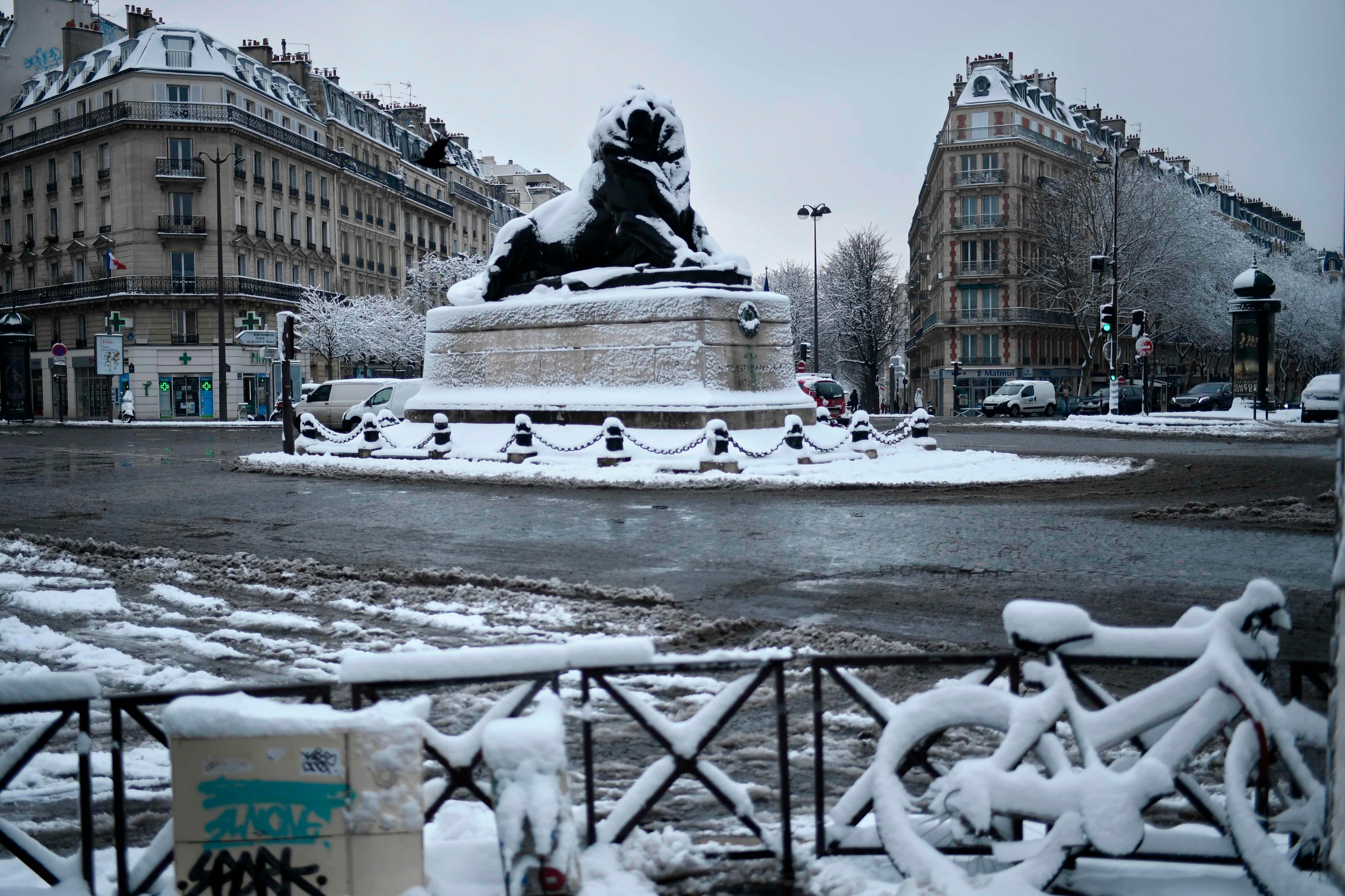 Fotogalería: París vive la mayor nevada en décadas | El Informador