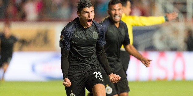 Ronaldo Cisneros genera la mitad de los goles de Chivas | El Informador