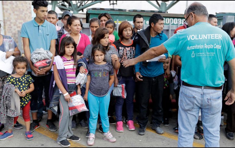 EU anuncia que ha reunido a 522 niños inmigrantes con sus familiares ...