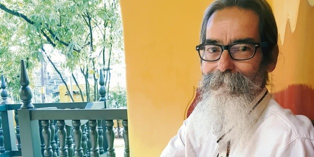 Luis Caballo presenta fotografías y versos en un libro | El Informador