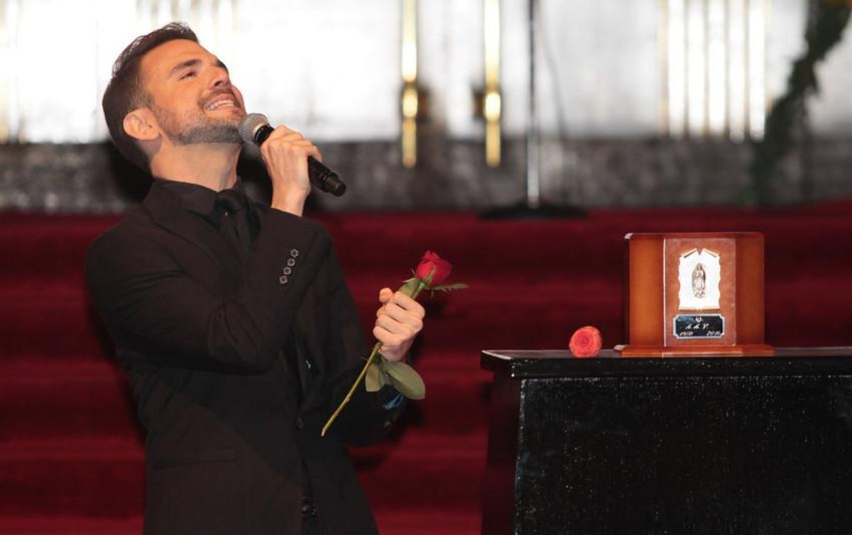 jas devael santaella