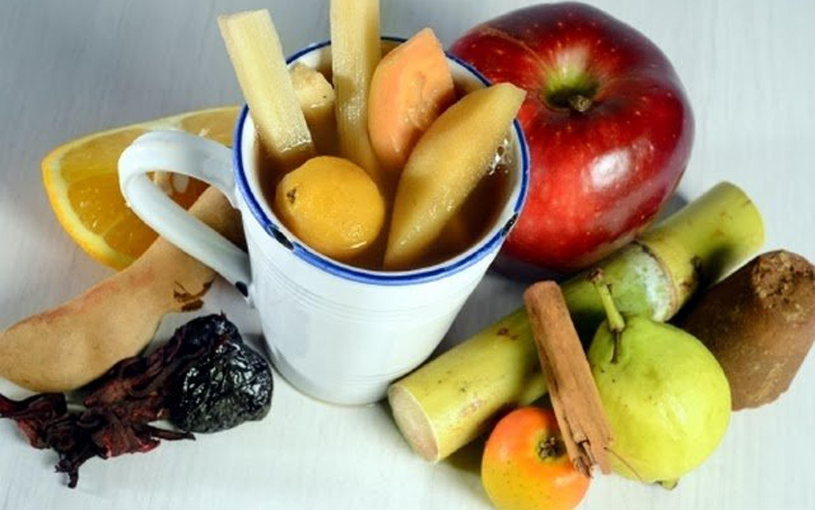 Conoce los beneficios de tomar ponche de frutas casero | El Informador