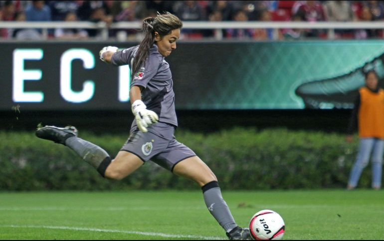 Chivas celebra a sus jugadoras por día internacional de la mujer | El ...