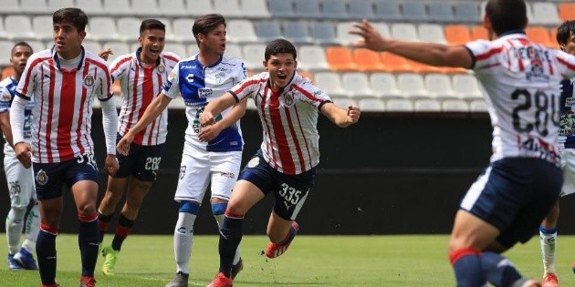 JJ Macías espera que Chivas le dé oportunidad a "Chevy" Martínez | El ...