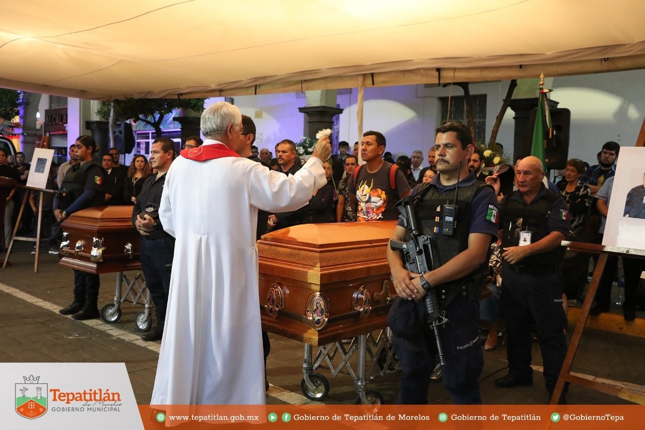 Rinden homenaje a jefe de policía de Tepatitlán asesinado | El Informador