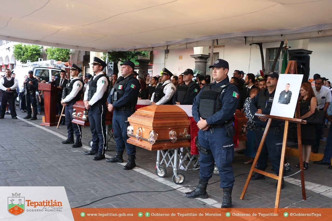 Rinden homenaje a jefe de policía de Tepatitlán asesinado | El Informador