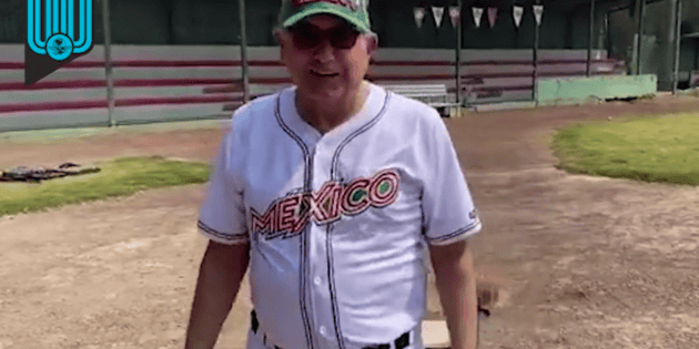 AMLO presume "escapada" para jugar beisbol | El Informador