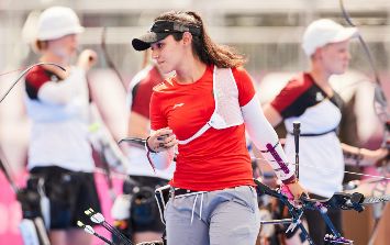 Ana Paula Vazquez : Mexican Archery Team Member Ana Paula Vazquez Poses ...