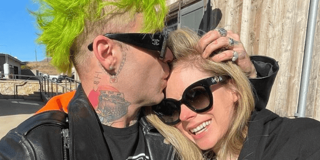 Avril Lavigne celebra su cumpleaños junto al rapero "Mod Sun" | El ...