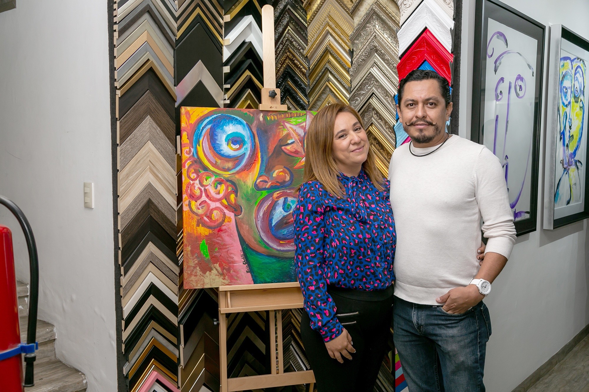 Sociales: Emilio Chalita presenta su exposición "Minimalismo Expresivo ...