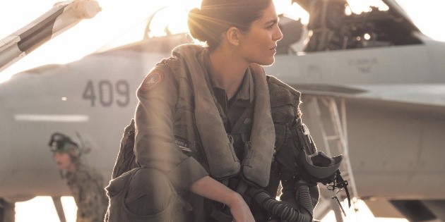 Los retos de ser la primera Mujer Piloto en "Top Gun: Maverick" | El ...