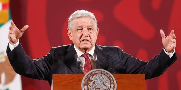 AMLO: "Corruptos ya no pueden usar 12 de diciembre para tomar ...