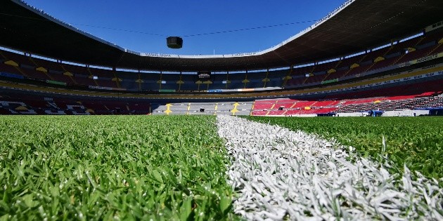 Estadio Jalisco: Mejora la cancha y estará lista para el Atlas vs ...