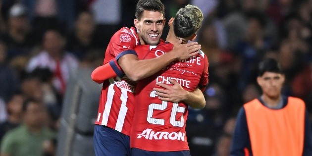 Chivas: ¡Ya era hora! Daniel Ríos marca su primer gol con el Rebaño ...