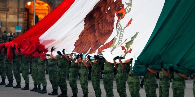 24 de febrero Día de la Bandera: ¿Cuál es la historia de nuestro lábaro ...