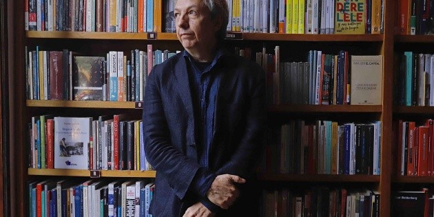 David Toscana: El peso de vivir en la Tierra, el arte de novelar | El ...