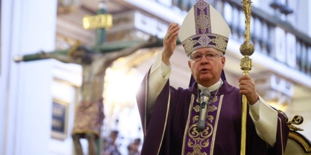 8M: Cardenal Francisco Robles señala que es urgente marcha de mujeres ...