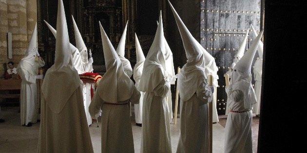 Semana Santa 2023: El origen del tradicional capirote, usado ...