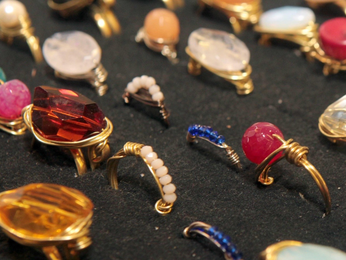 Los colores de los signos del zodiaco y los colores del signo opuesto