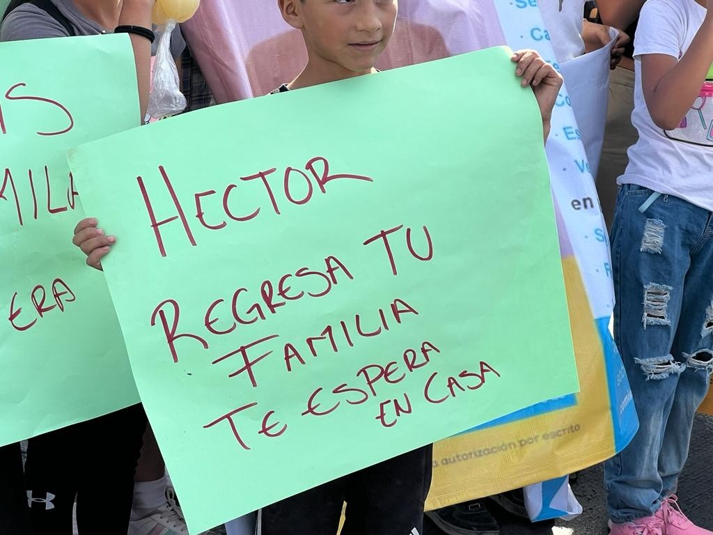 Zapopan: Vecinos de Santa Ana Tepetitlán marchan por los desaparecidos ...