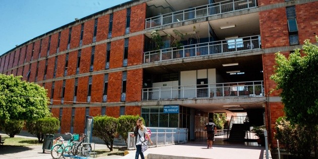 UdeG: Estudiantes del CUCS exigen liberación de la sede La Normal | El ...