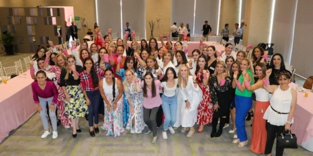 María Limón toma protesta como presidenta en Jalisco de Presidentas Mx ...