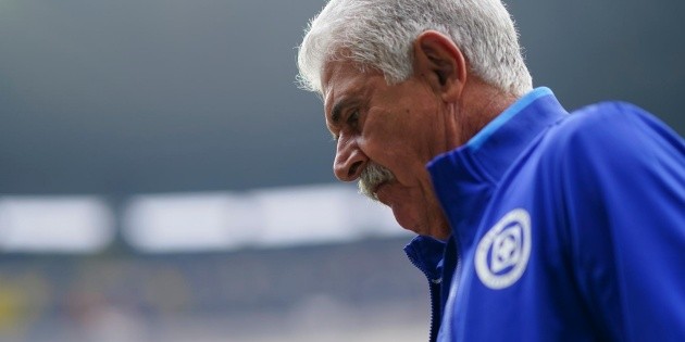 Ricardo Ferretti: ¡No lo difamen! El “Tuca” explota en conferencia de ...