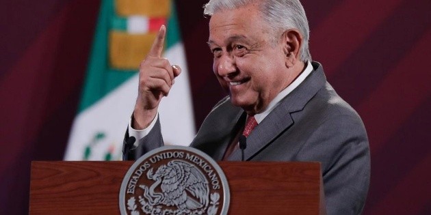 AMLO llega al quinto Informe de Gobierno con mejor aprobación que hace un año | El Informador