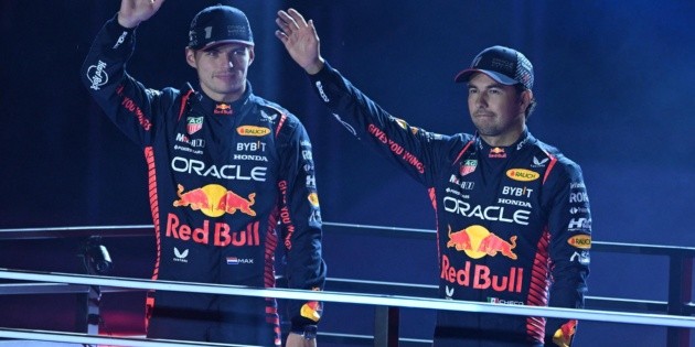 F1: Checo Pérez y Verstappen utilizarán elegantes trajes en honor Elvis ...
