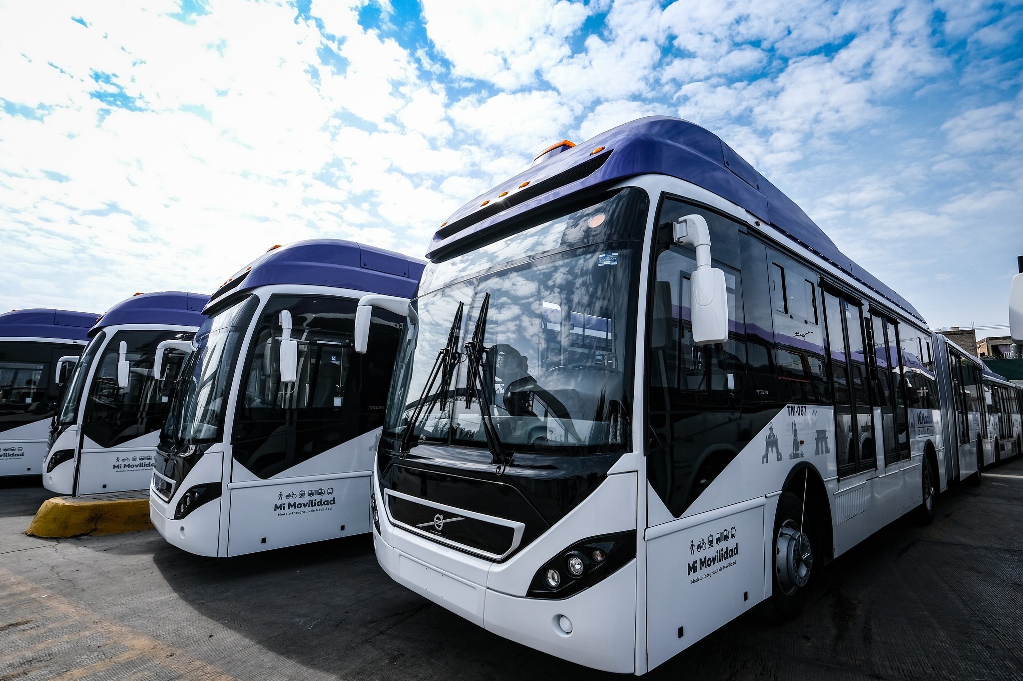 Transporte público: Llegan nuevas unidades al Macrobús para disminuir ...