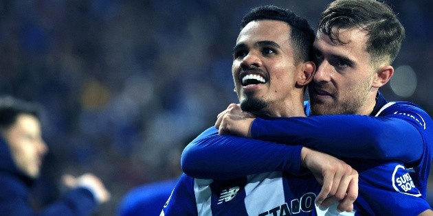Champions League: Galeno le da triunfo al Porto en el último minuto ...