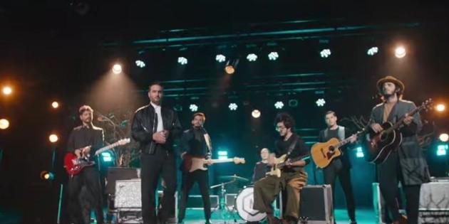 Reik: Jesús Navarro llora en concierto al recordar a su perro fallecido ...