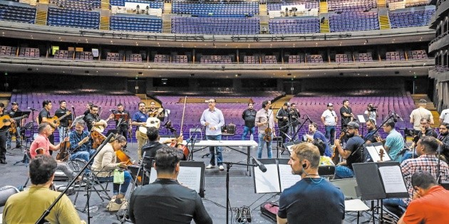 Música: Enrique Radillo y la Banda MS despiden el Encuentro del ...