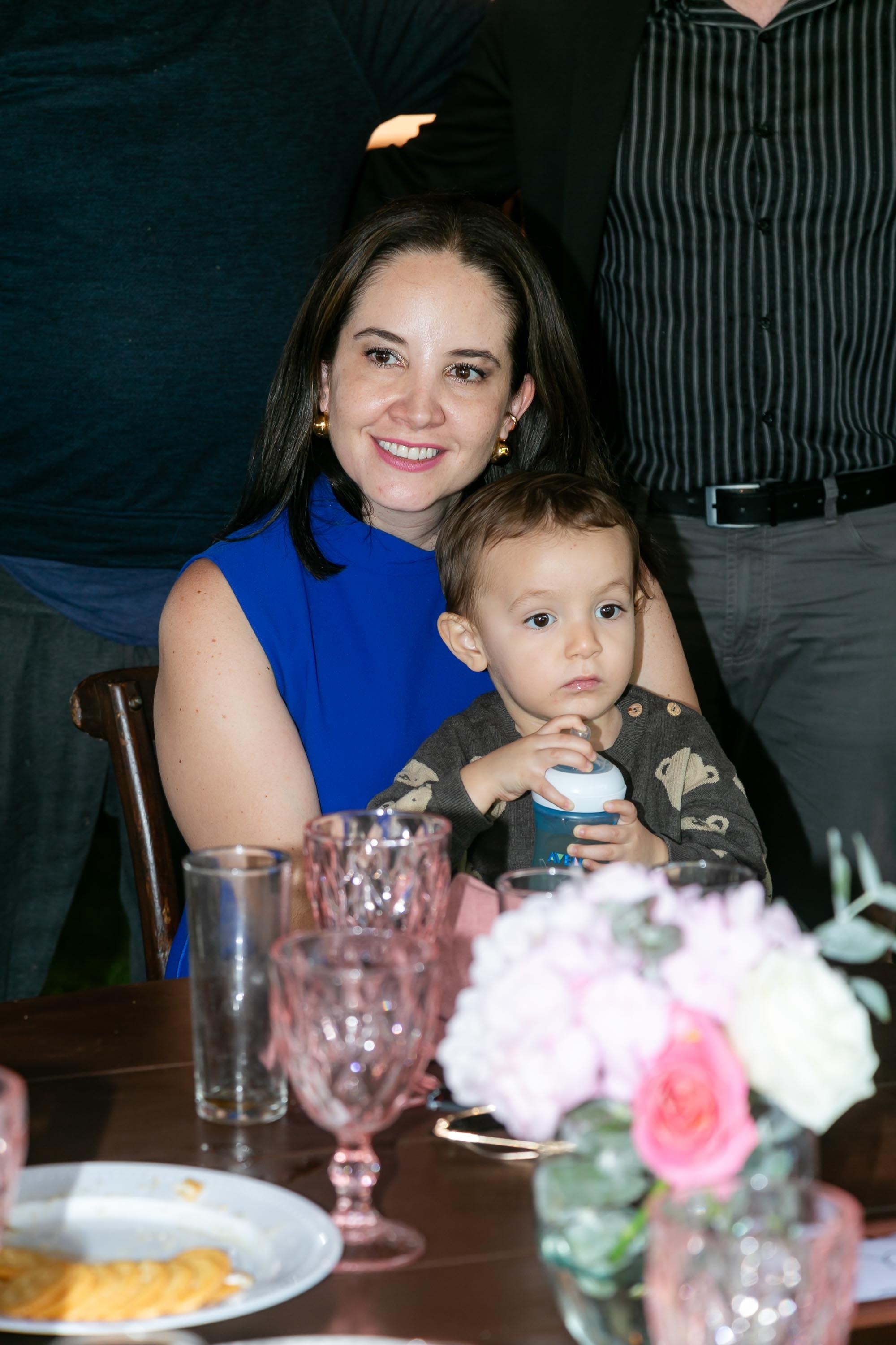 Sociales: Un día de fe y celebración, Marion Guzmán recibe su Primera ...