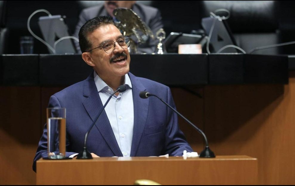 Designan al senador Carlos Lomelí Bolaños como presidente de la ...