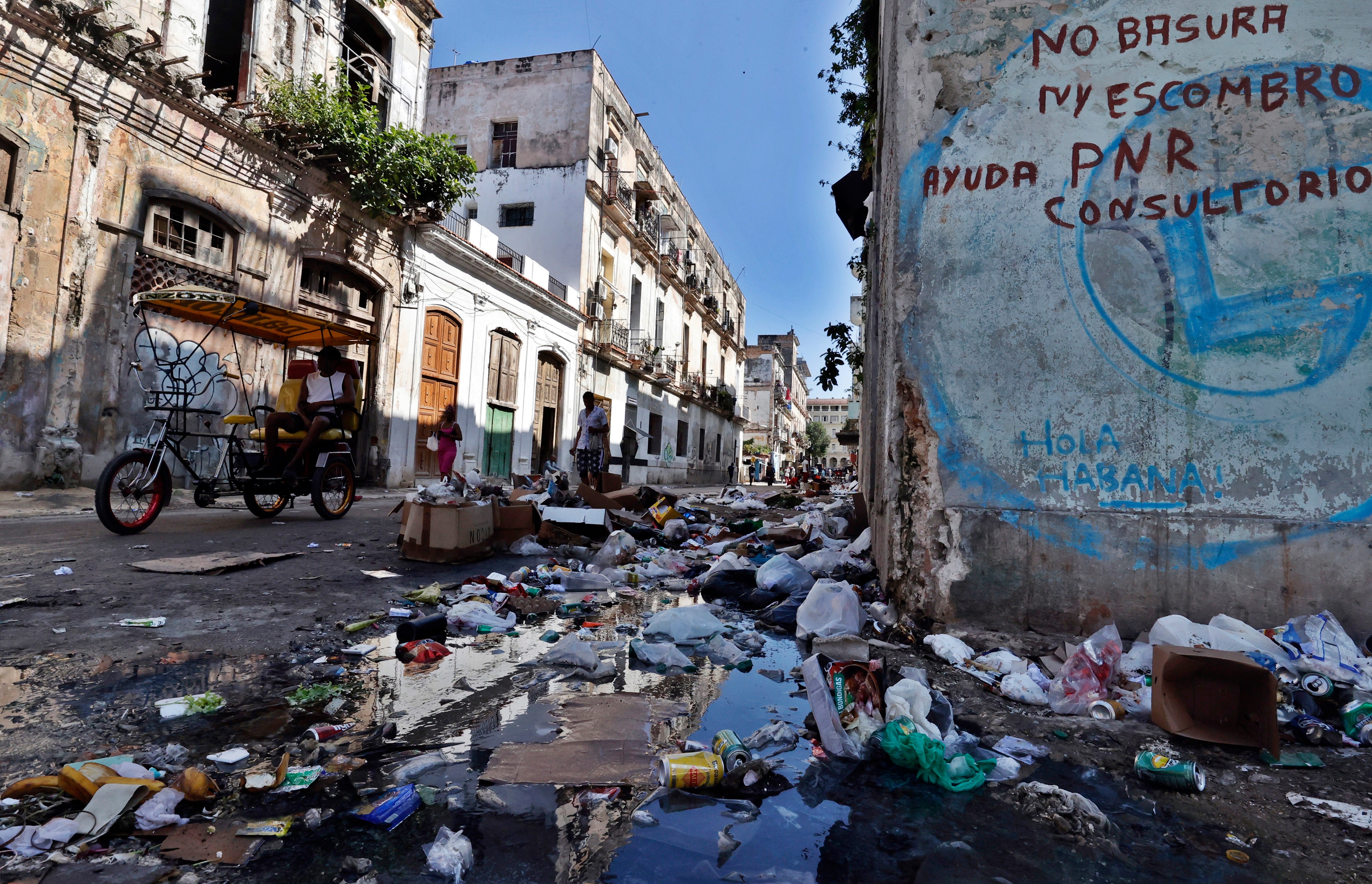 Cuba rebosa de basura; alertan de dengue y chikunguña (FOTOS) | El ...