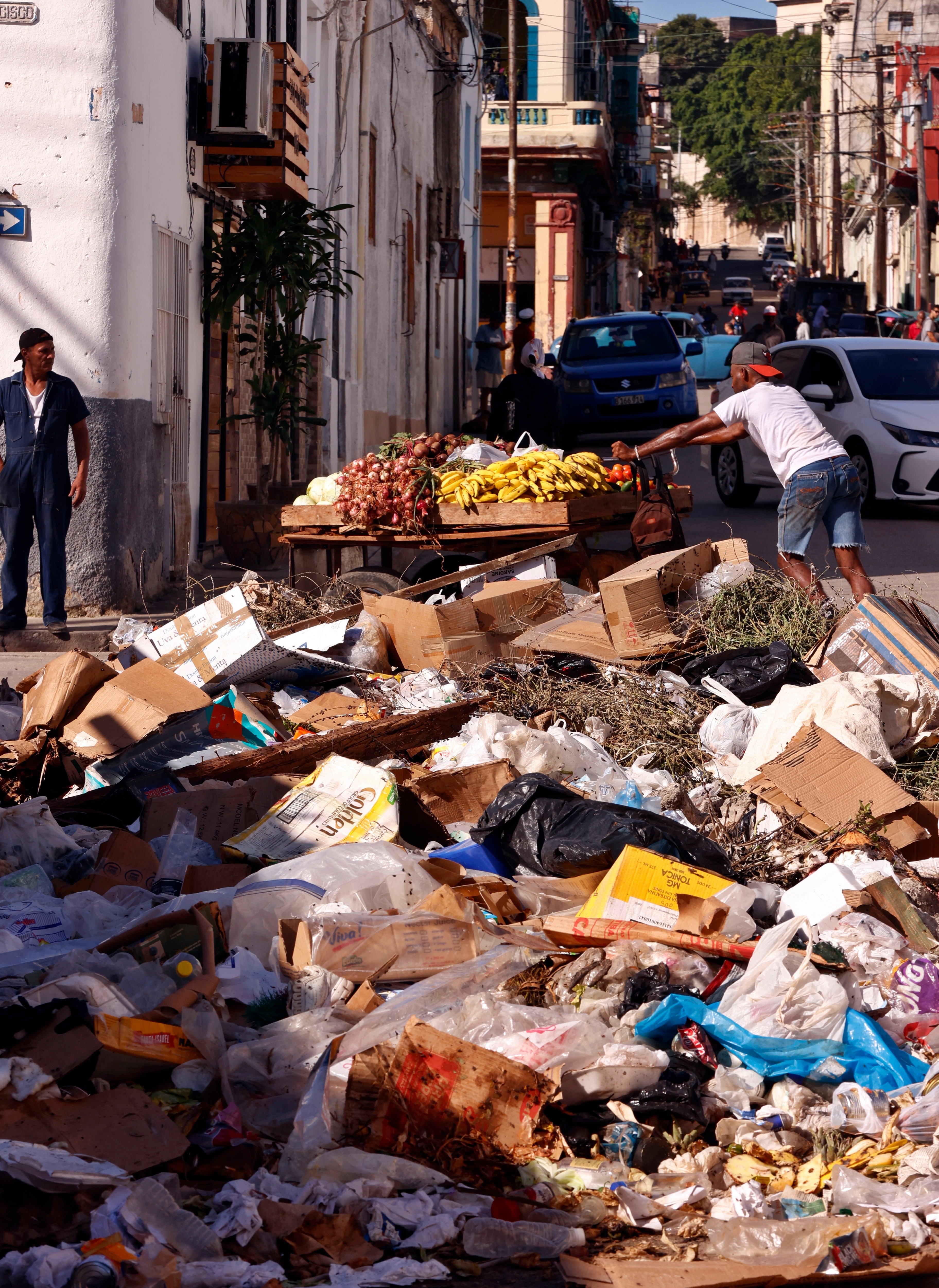 Cuba rebosa de basura; alertan de dengue y chikunguña (FOTOS) | El ...