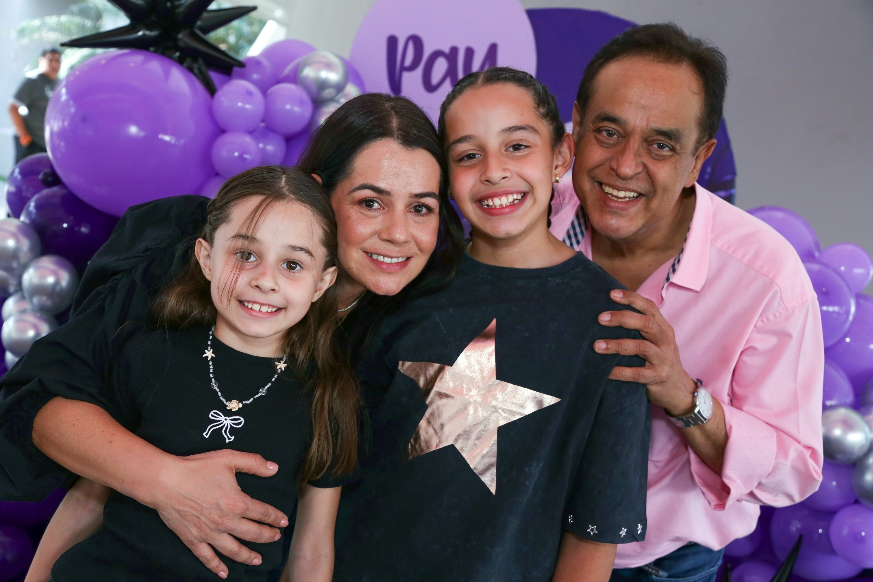 Sociales: Paulina Cosío de fiesta con Oshi no Ko, su anime favorito ...